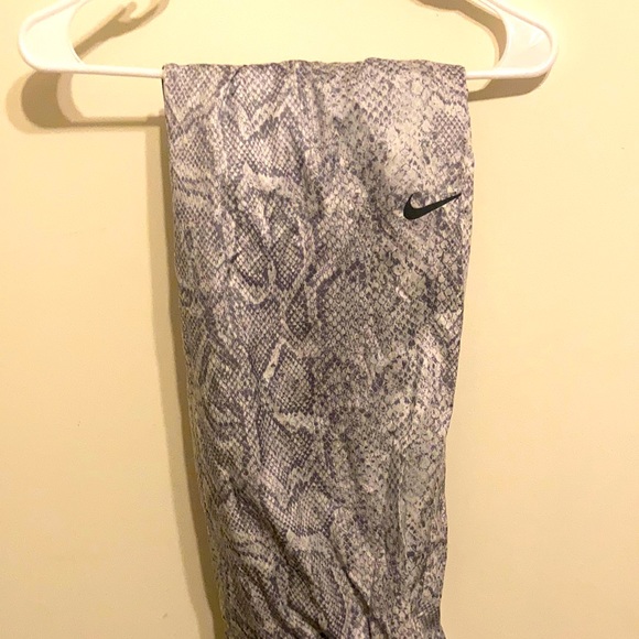 Nike | Pants & Jumpsuits | Nike Snake Skin Windbreaker Pants | Poshmark